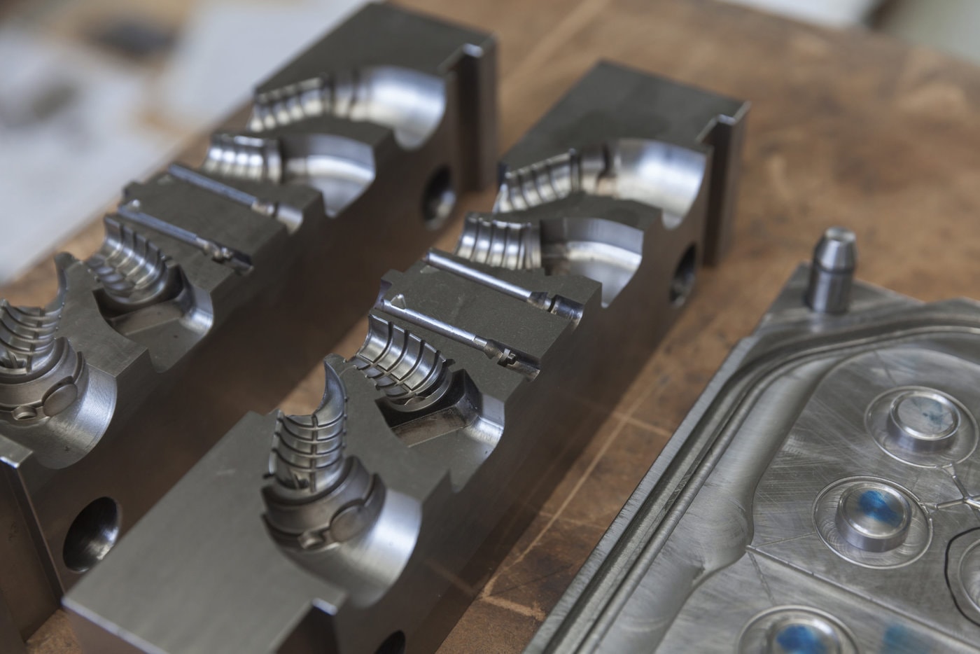 How To Lower Tooling Costs With MUD | Rapid Axis