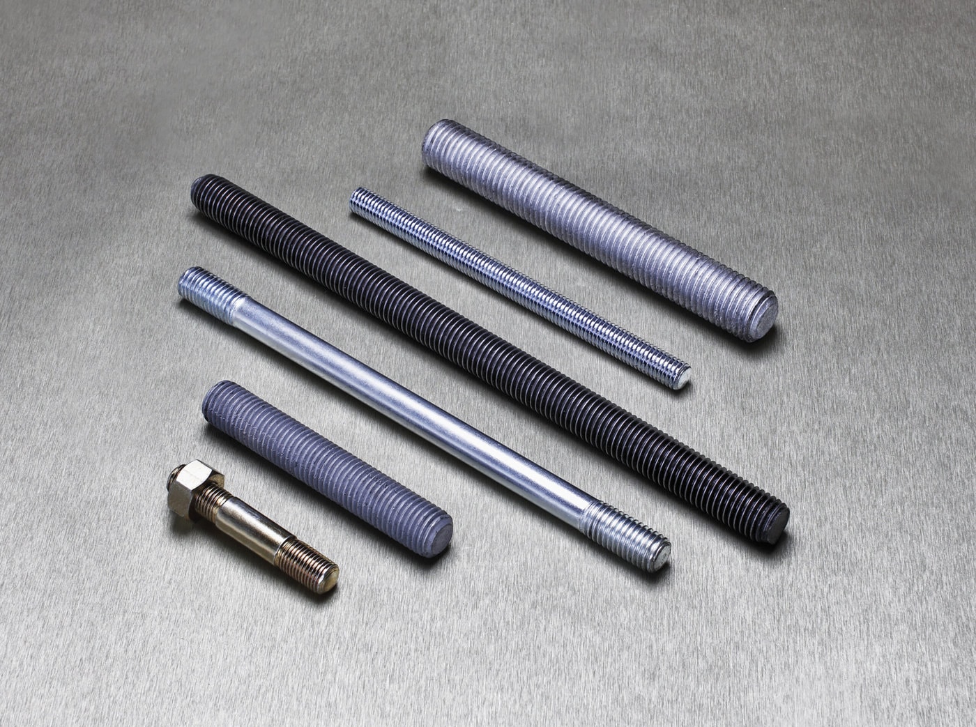 Threaded Hole Design Guide | Rapid Axis