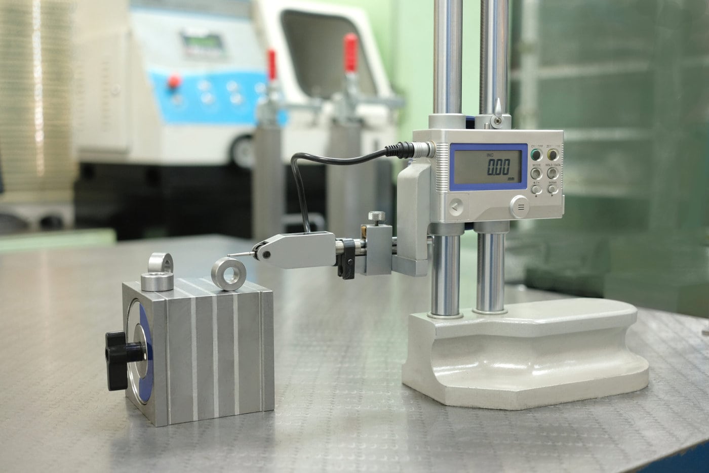 How To Obtain Tighter Tolerances While Machining | Rapid Axis